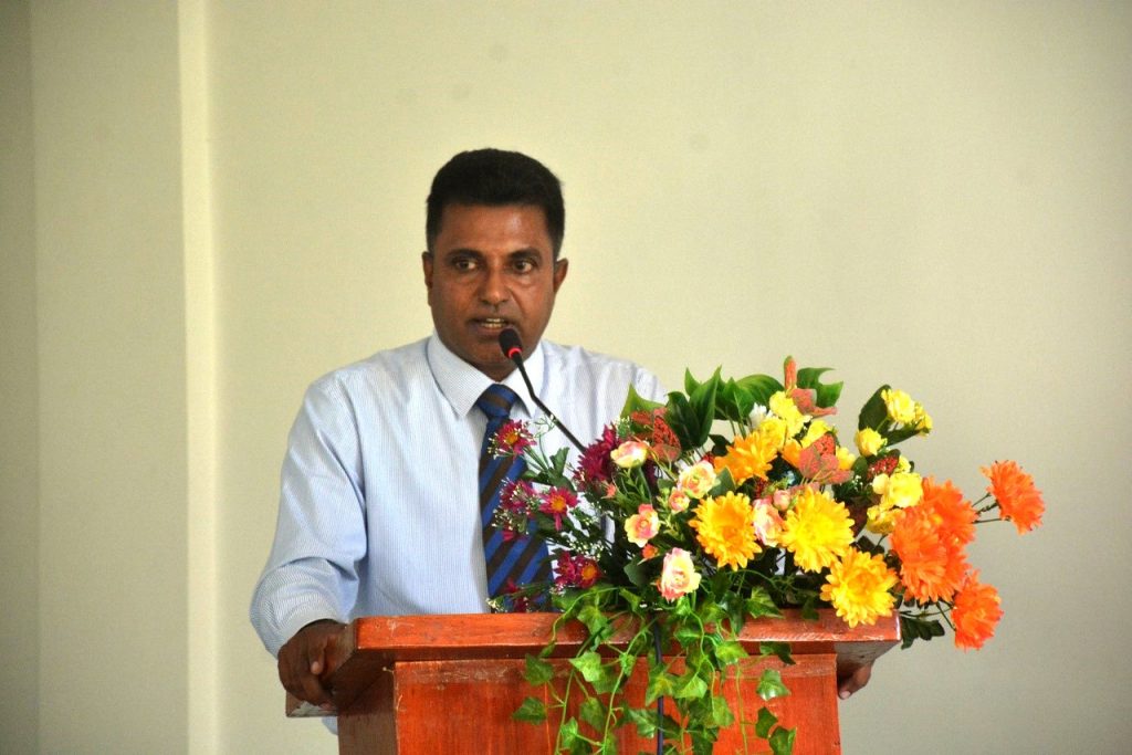 Director General of Archaeology in Sri Lanka - Rajarata University of ...