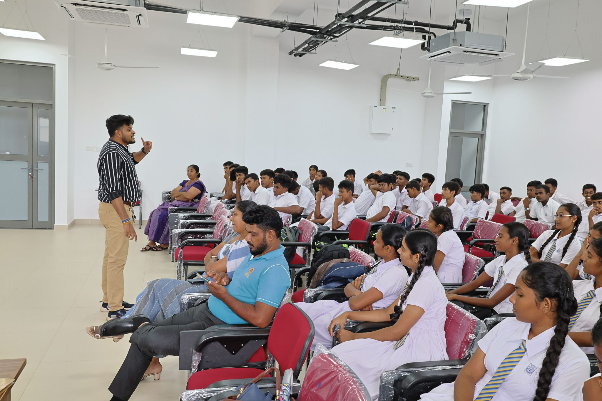Seminar on Effective Answer-Writing Techniques for A/L ICT Students ...